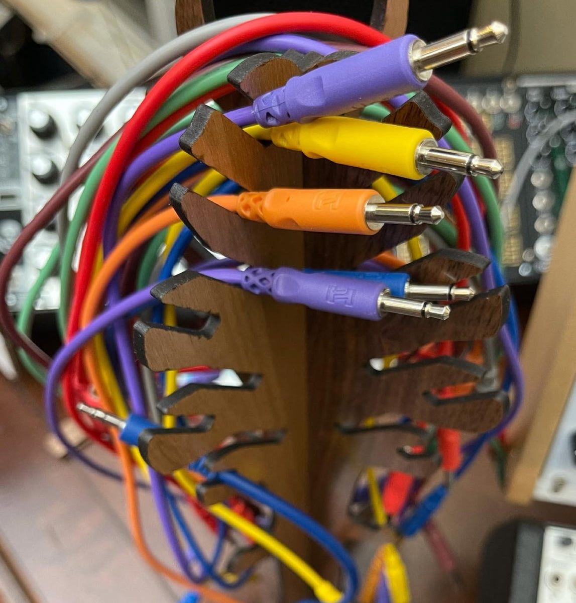 Eurorack Cable Tree - a beautiful way to organize audio patch cables ...